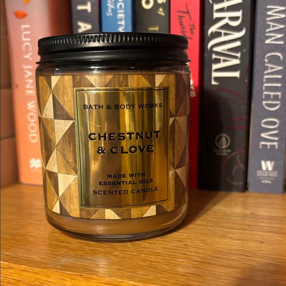 Bath & Body Works | Accents | Bath Body Works Chestnut Clove Scented ...